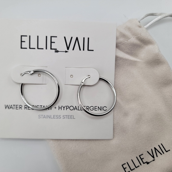Ellie Vail | Jewelry | Nwt Ellie Vail Silver Hoop Earrings | Poshmark